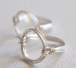 41 Wire Wrapped Ring Tutorials For All Skill Levels - Crafting News