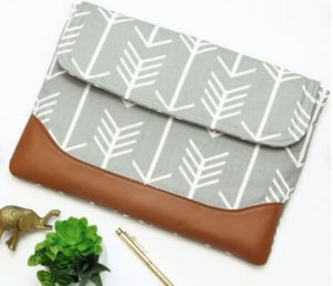 10 Handy Laptop Bag Patterns - Crafting News