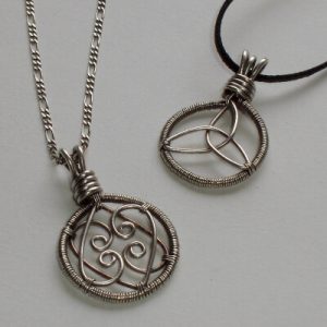 10 DIY Celtic Knot Jewellery Patterns - Crafting News
