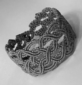 10 DIY Celtic Knot Jewellery Patterns - Crafting News