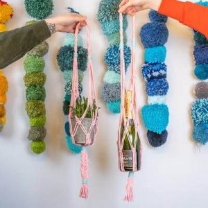 12 Macrame Bottle Holder Patterns - Crafting News