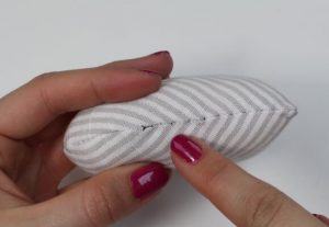 How to Sew an Invisible Stitch | Written Tutorial - Crafting News