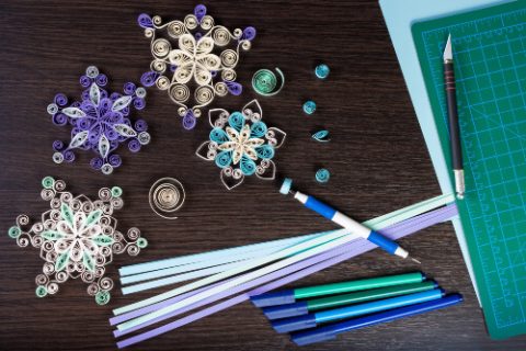 10 Paper Quilling Tools and 10 Quilling Templates - Crafting News